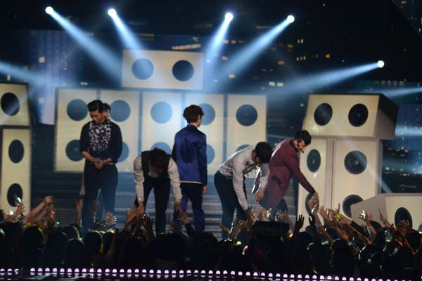 2PM 컴백 '이 노래를 듣고 돌아와' - 스타연예 - KBS연예