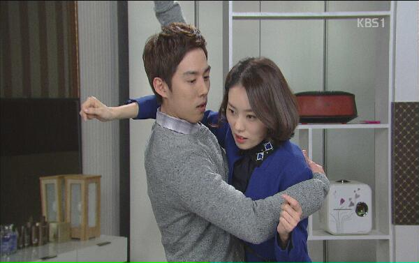 황선희, 짝사랑하는 백성현과 포옹 '두근두근 스킨십' - 스타연예 - KBS연예