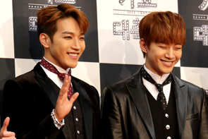 2PM, 미친 듯이 놀아보자~ - 스타연예 - KBS연예