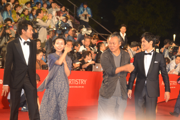 (2015.10.2) [BIFF] 김기덕 감독 부산영화제는 세계적! - 스타연예 - KBS연예