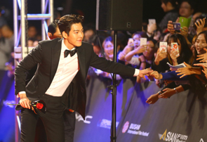 [BIFF] '영화의 거리'에서 펼쳐진 '스타로드' - 스타연예 - KBS연예