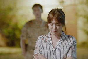 송혜교의 눈물, 시청자도 '뭉클' - 스타연예 - KBS연예