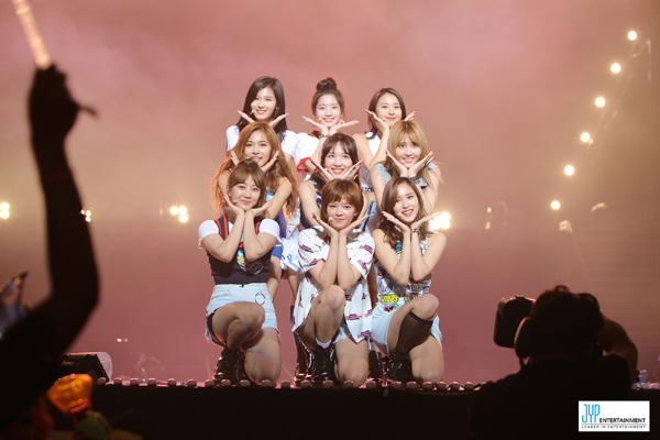 “JYP아티스트 다 모여!” 박진영에서 트와이스까지 - 스타연예 - KBS연예