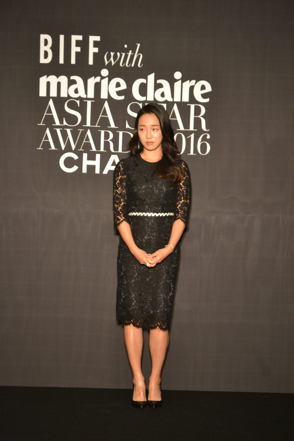 [BIFF 2016] 정연주 아시아스타어워즈 시상식 참석 - 스타연예 - KBS연예