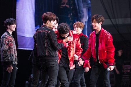 GOT7, 타이베이 팬미팅 “자리가 없어요” - 스타연예 - KBS연예