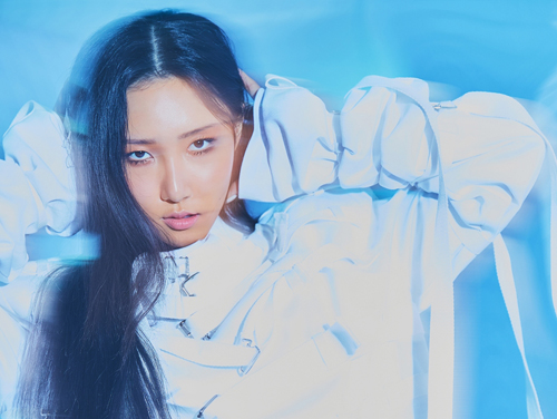 화사 'Maria' , 여자 솔로 최초로 미국 아이튠즈 톱 앨범 차트 1위 - 스타연예 - KBS연예