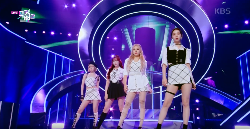 [뮤직뱅크] 에스파, Black Mamba 처단하고 더 넓은 광야로! ♪Girls - 스타연예 - KBS연예