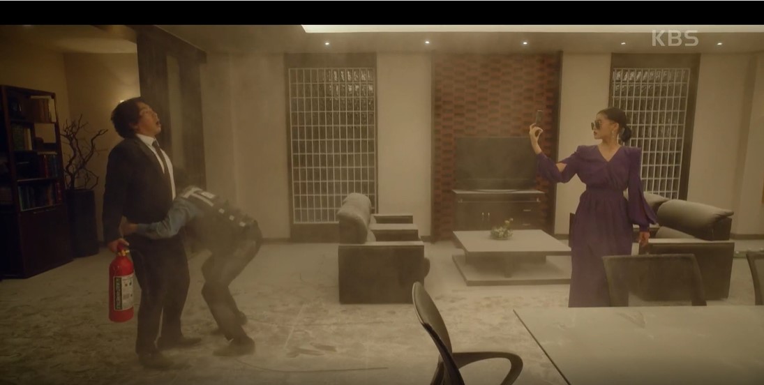 [진검승부] 결국 걸리고만 주보영과 이시언, 신승환의 파일을 빼내던 중 발각되고! 찌릿찌릿한 체험까지 - 스타연예 - KBS연예