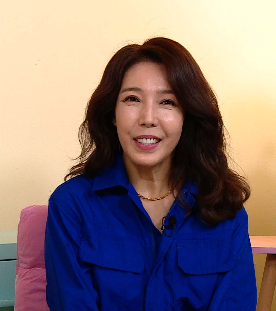 옥탑방의 전수경, '임성한 드라마부터 재테크 비결까지' - 스타연예 - KBS연예