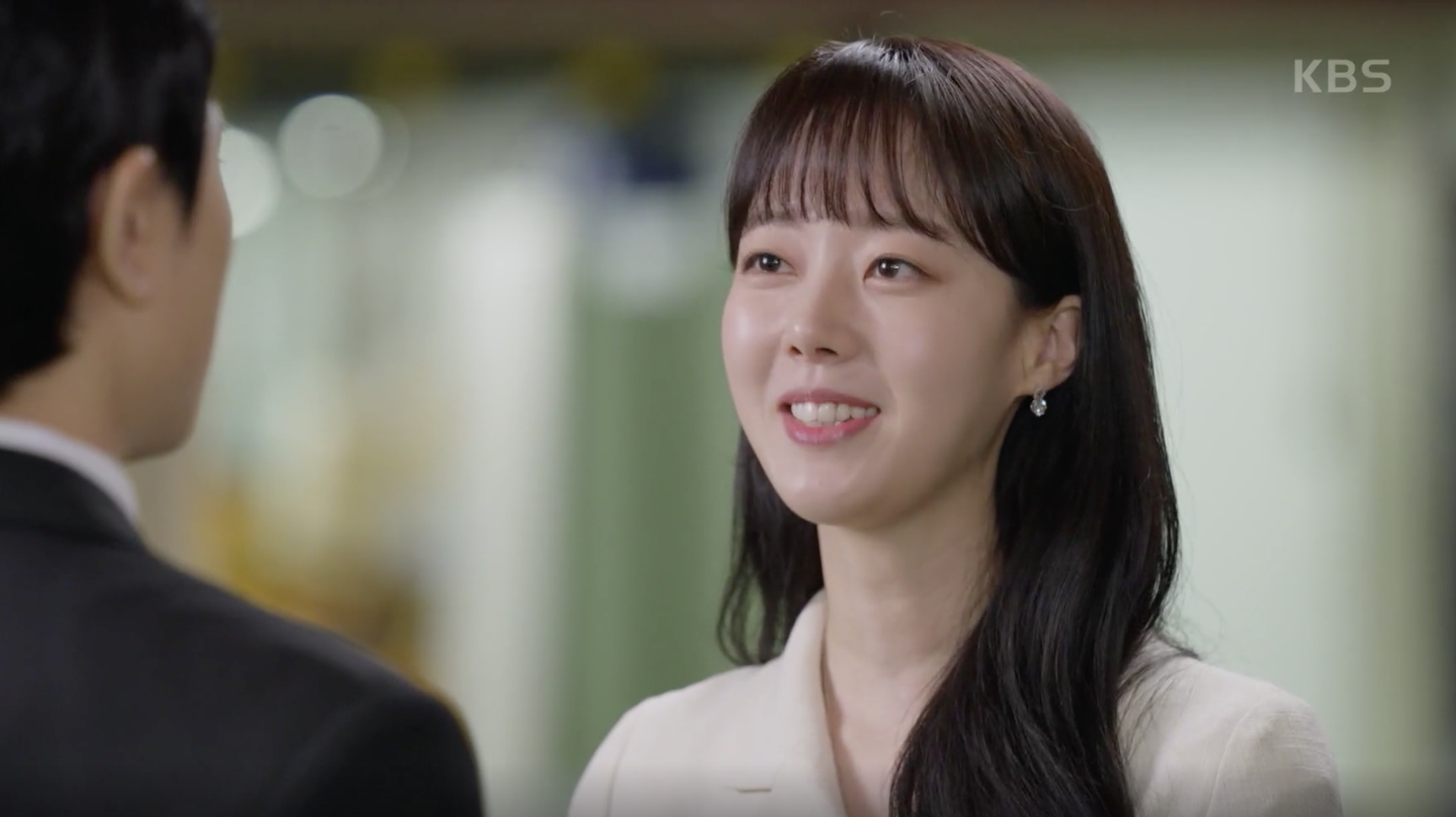 [금이야 옥이야] 진실 은폐하며 사연 파는 김시후에 “내가 옆에 있잖아요” 진심으로 위로하는 윤다영 - 스타연예 - KBS연예