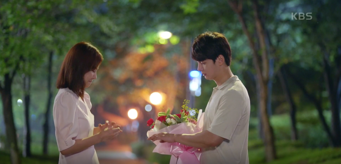 [현재는 아름다워] 배다빈, 윤시윤에 “함께 라면 어디든 갈래” 프러포즈했다 - 스타연예 - KBS연예