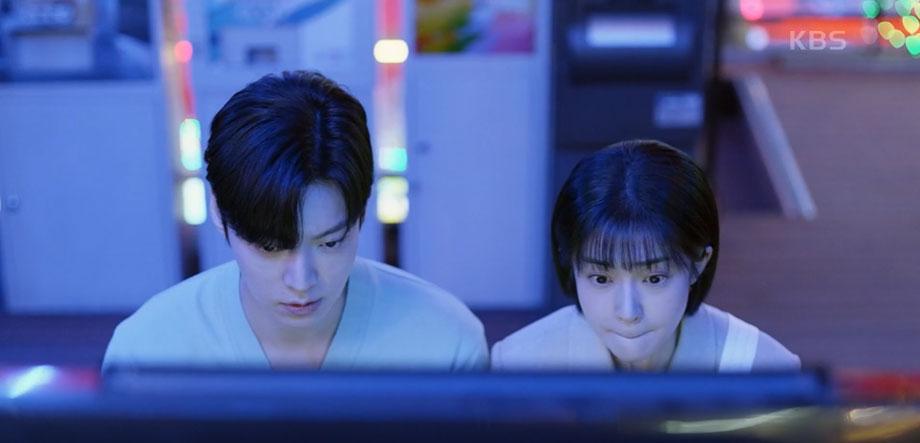 [진짜가 나타났다] 모범생 안재현, 백진희와 함께하는 ‘탈선(?) 데이트’...오락실서 게임하며 ‘심쿵’ - 스타연예 - KBS연예