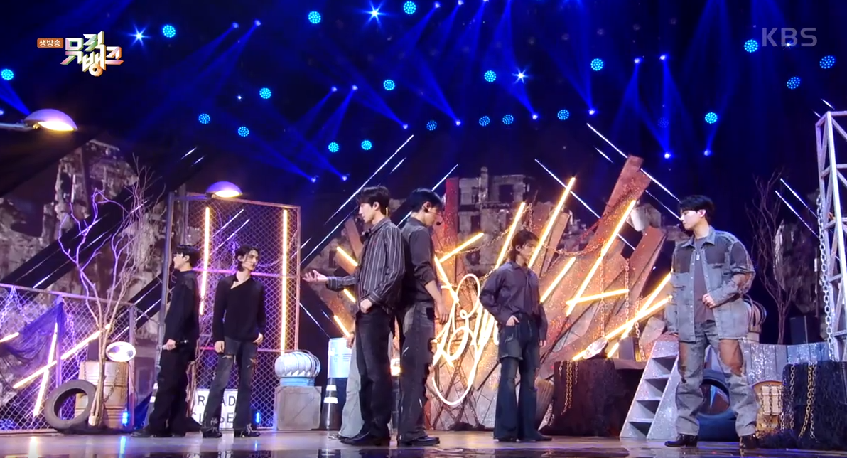 [뮤직뱅크] SF9이 그려 내는 사랑의 시작과 이별을 담아낸 무대 ♪비보라 (BIBORA) - 스타연예 - KBS연예