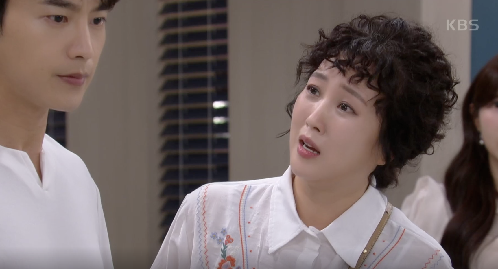 [스캔들] “얘기 다 들었다며, 이모 기억 안 나?” 직접 최웅 찾아가 기억 되짚는 조향기 - 스타연예 - KBS연예