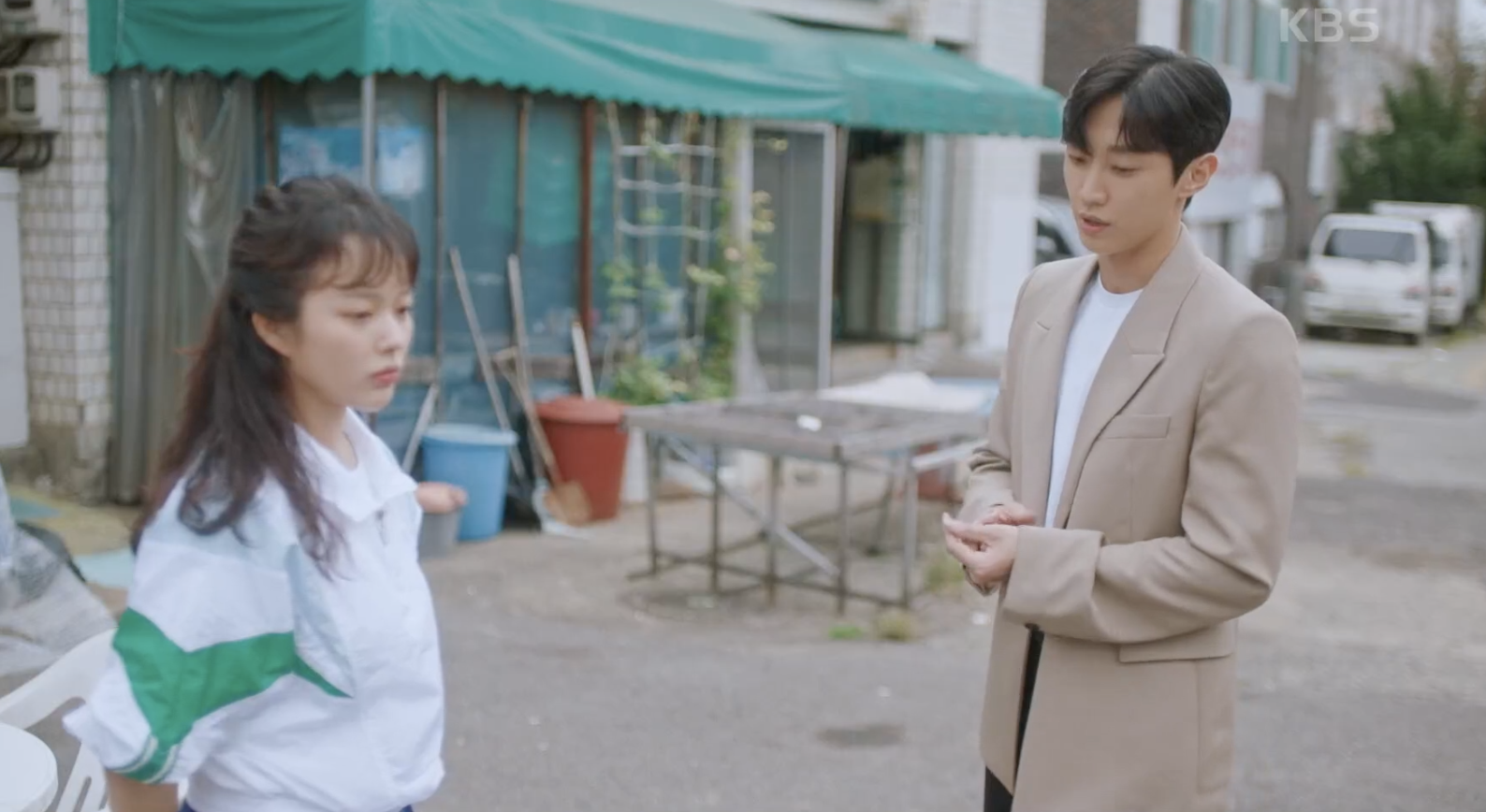 [수상한 그녀] 사과하러 찾아온 진영 놀리기 바쁜 정지소 “잘 못 들었는디? 뭐라고? - 스타연예 - KBS연예